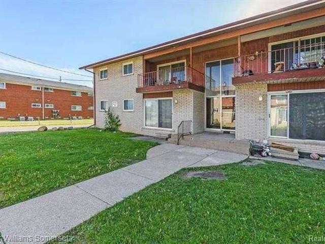 29108 LUND Avenue, Warren, MI 48093 640825596