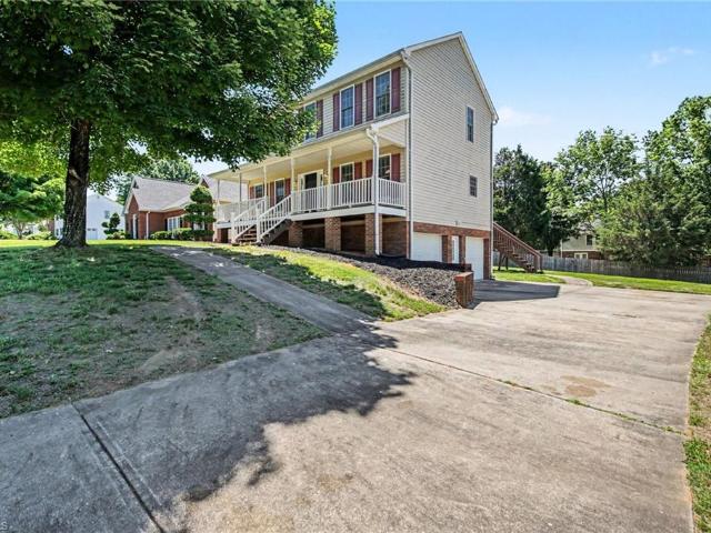 2910 Bridgeport Drive
