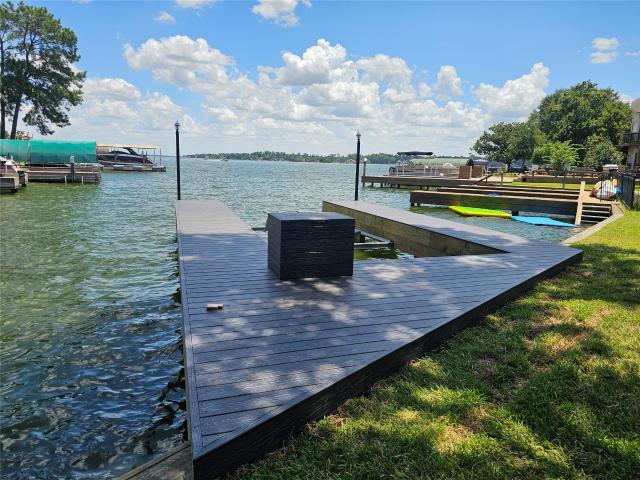 2910 Chaucer Dr, Montgomery, TX 77356 | MLS #33451