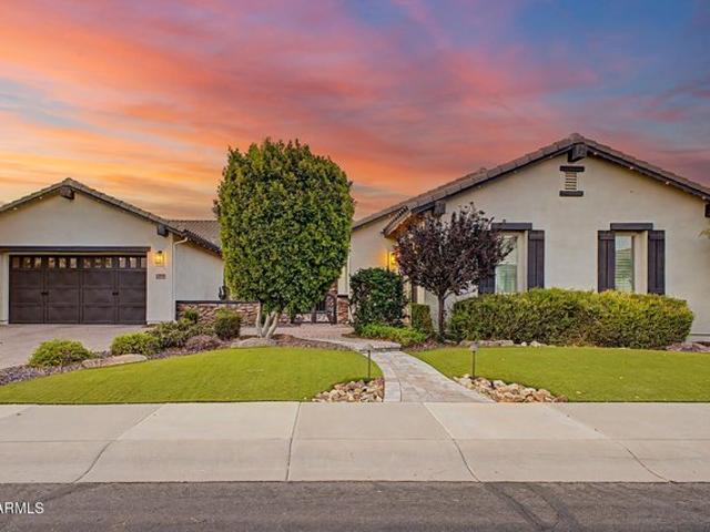 2910 E Athena Ave, Gilbert, AZ 85297