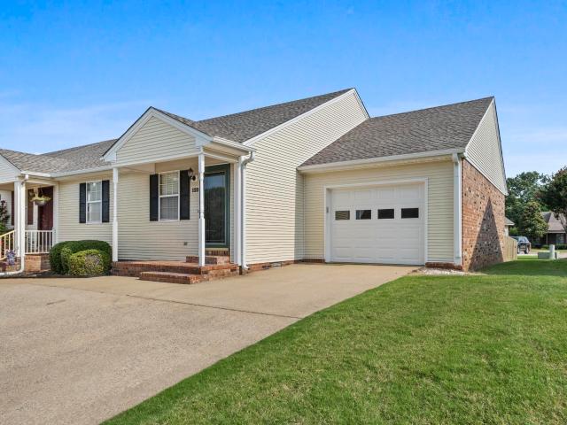 2910 E Moore Avenue # 122