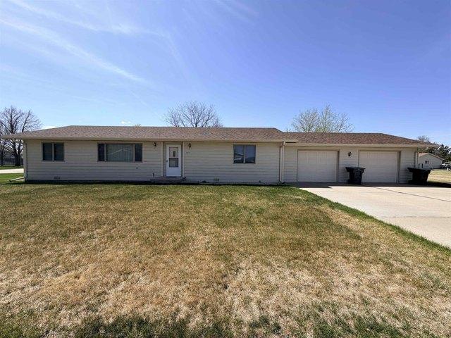 2910 Ioke St, North Platte, NE 69101