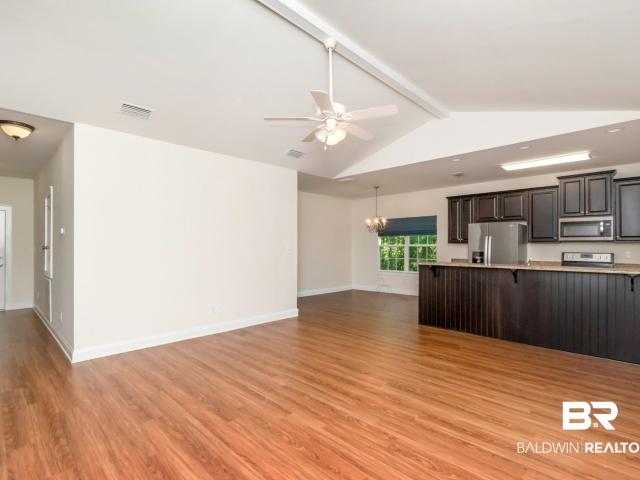 2910 Lynndell Drive
