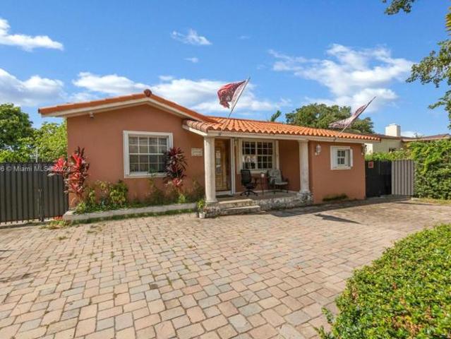 2910 SW 19th St, Miami, FL 33145