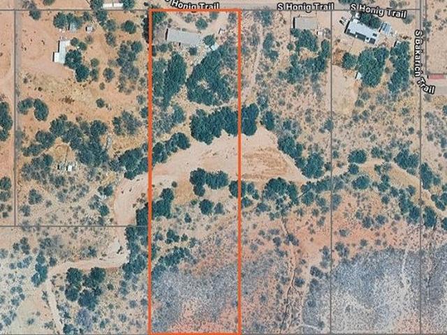 2910 S Honig Trl, Sierra Vista, AZ 85650