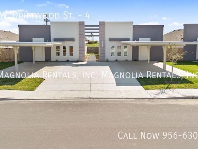 2910 W. Driftwood St 2 beds, 2 full baths