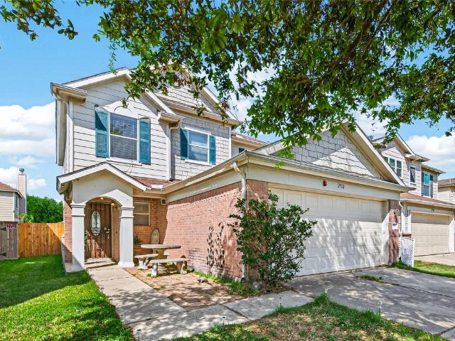 2910 Yearling Colt Ct, Houston, TX 77038 | Compass
