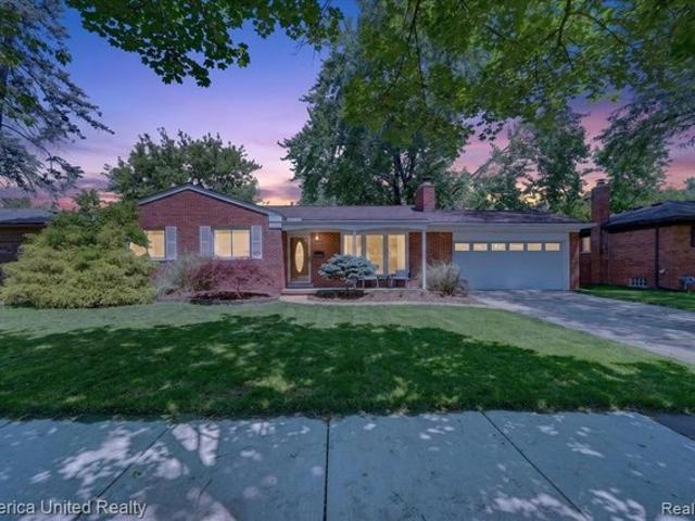 29114 Lori St, Livonia, MI 48154