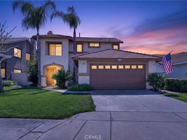 29115 Whitegate Ln, Highland, CA 92346