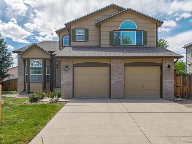2911 N Princess Cir, Broomfield, CO 80020