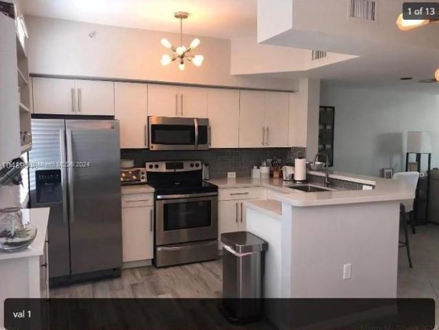 2911 NE 185th St #2106, Aventura, FL 33180