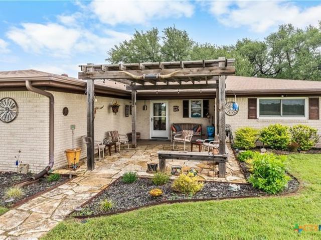 2911 Osage Rd, Gatesville, TX 76528