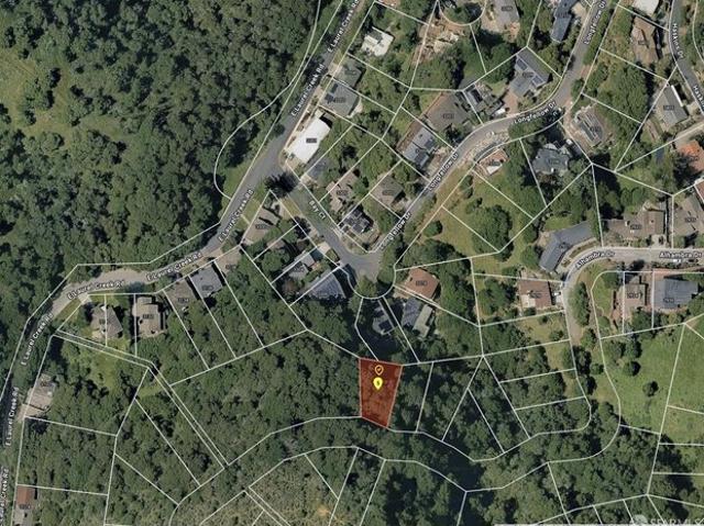 2911 Alhambra Dr, Belmont, CA 94002