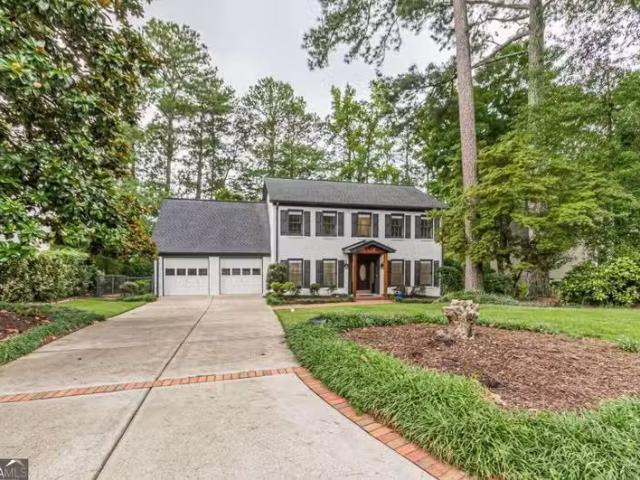 2911 Bentwood Dr, Marietta, GA 30062 MLS 10346787
