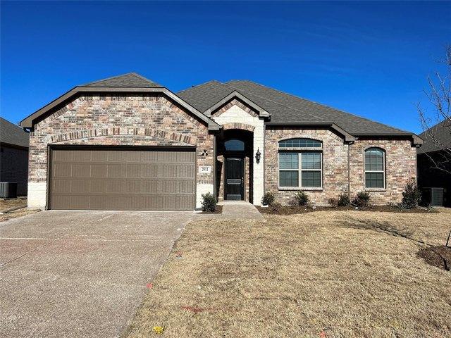 2911 Diamondback Dr, Melissa, TX 75454