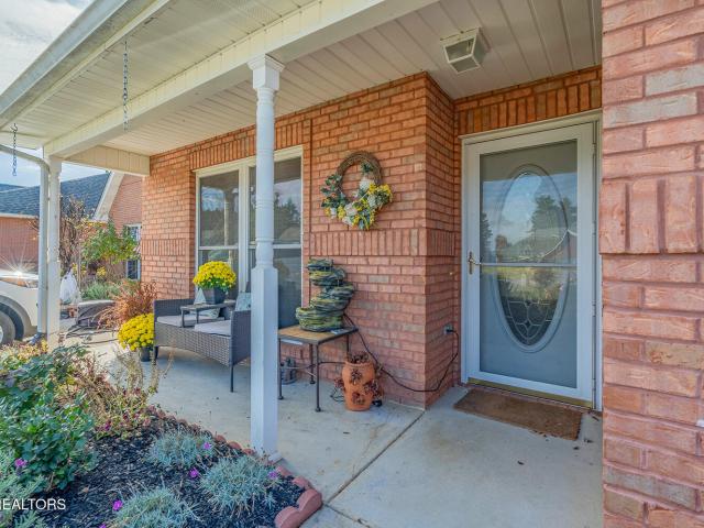 2911 Dominion Drive