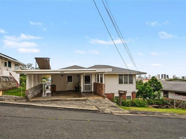 2911 Eugene Pl, Honolulu, HI 96816