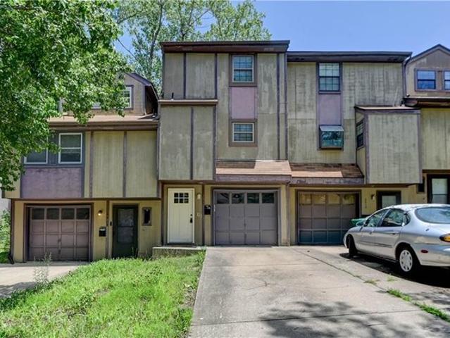 2911 Eaton St, Kansas City, KS 66103