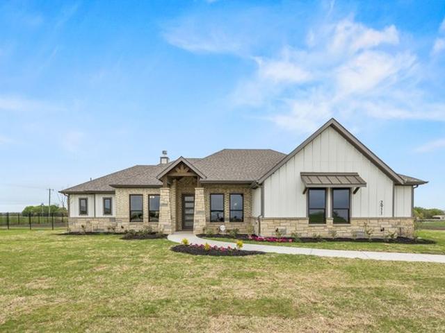2911 Stella Rose Ct, Waxahachie, TX 75165