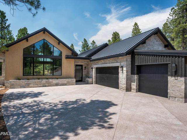 2911 s solitaires canyon drive