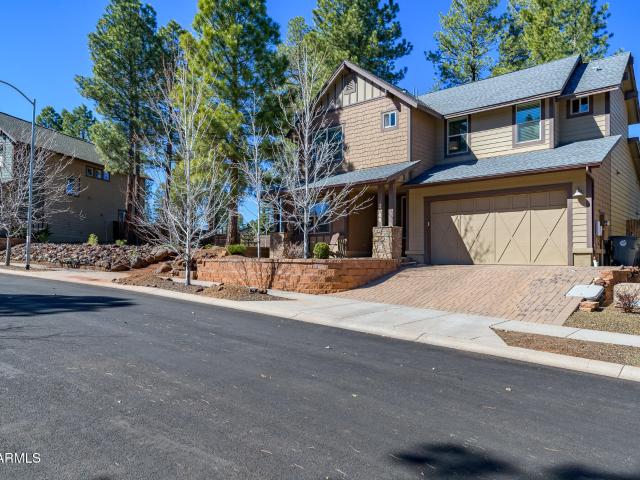 2911 s pepita drive