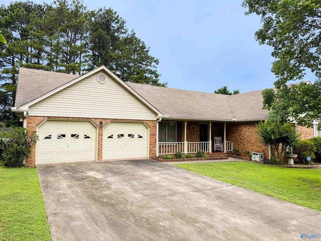 2911 Savannah Ave SW, Decatur, AL 35603