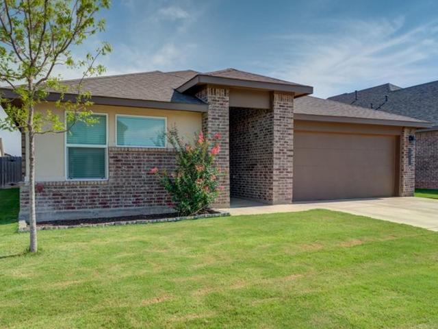 2911 th St, Lubbock, TX 79423