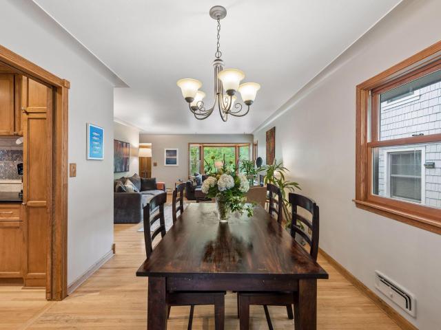 2911 W 54th Street