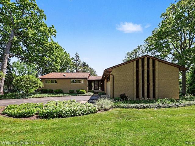 2911 Walmsley Circle Drive