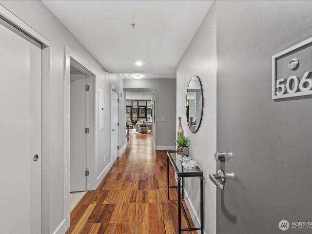 2911 2nd Avenue # 506