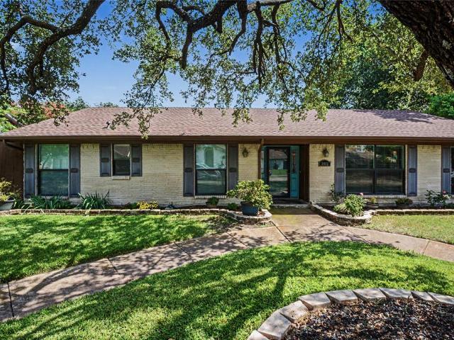 2912 Marsann Lane