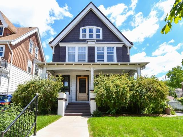 2912 N Murray Ave, Milwaukee, WI 53211