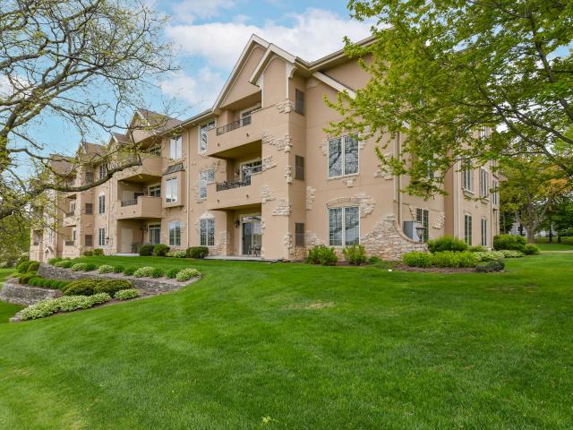 2912 N University Dr, Unit 204
