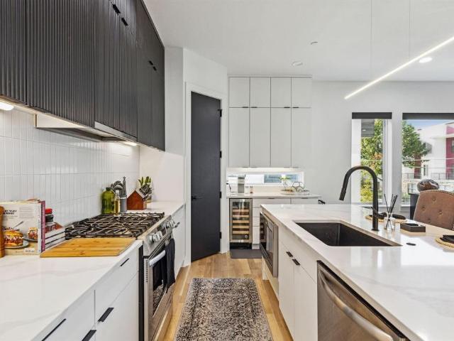 2912 Hawthorne Avenue # 101