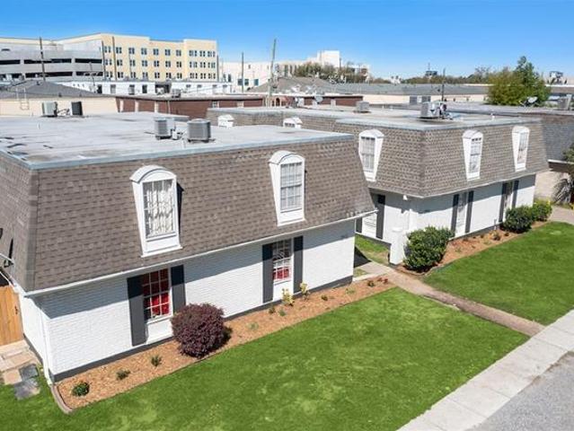 2912 Houma Blvd, Metairie, LA 70006 | MLS #2552 | Compass