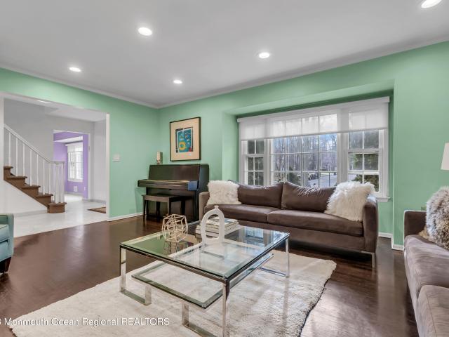 2912 Logan Road