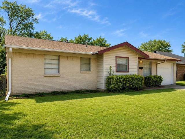 2912 Price Drive