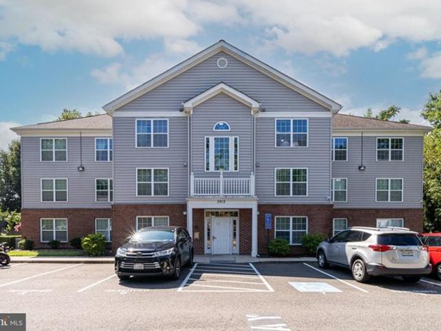 2912 17th St S Apt 103, Arlington, VA 22204