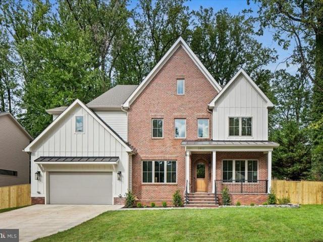 2913 N Greencastle St, Arlington, VA 22207