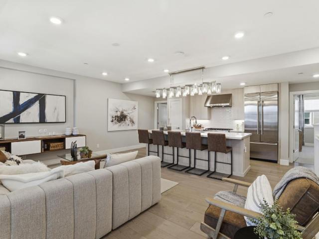 2913 Noyce Pl, Unit 217, Santa Clara, CA 95051 | MLS #ML82039 | Compass