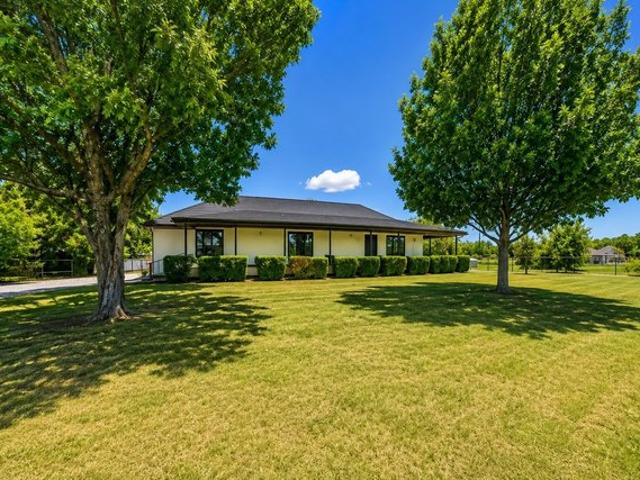 2913 County Road 920, Crowley, TX 76036