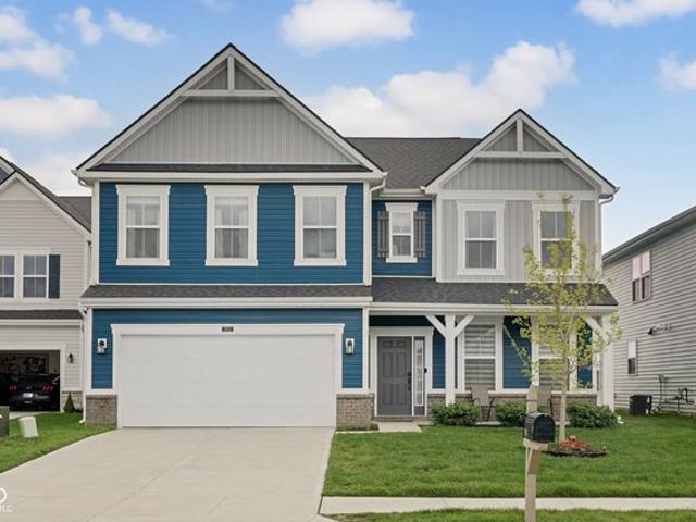 2913 Creekridge Ct, Columbus, IN 47201
