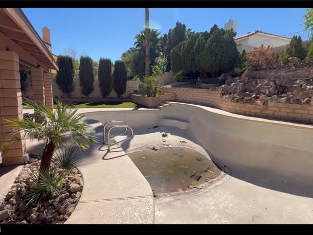 2913 Pleasant Lake Dr, Las Vegas, NV 89117 | MLS #2774 | Compass