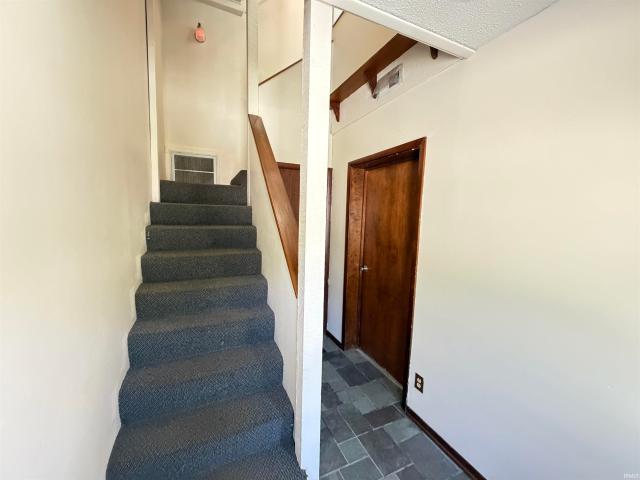 2913 W Winterberry Court
