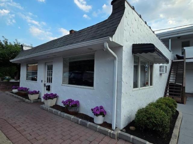 291 Bloomfield Ave