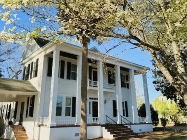 291 Edward St, Branchville, SC 29432