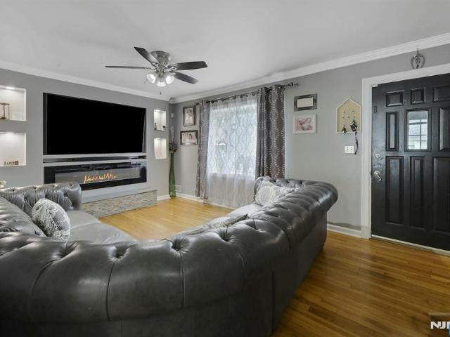 291 Fairway Avenue
