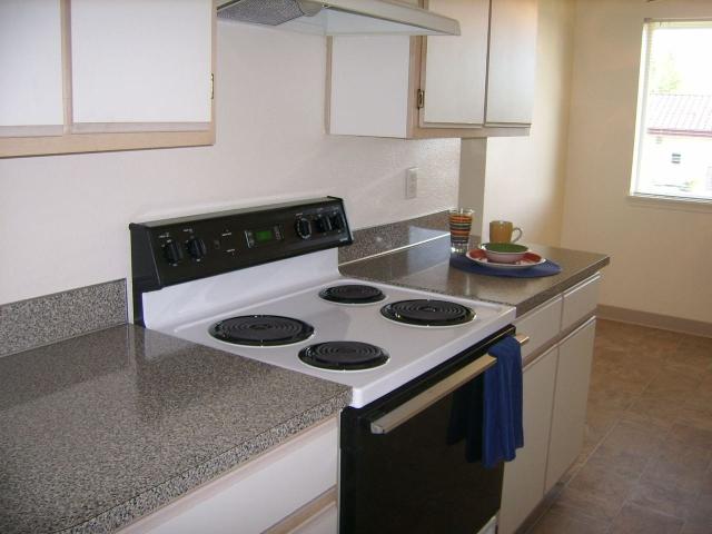 #291 KENSINGTON SQUARE 3 Bedroom Apartment for Rent at 1175 Pine Meadow Dr Se, Albany, OR 97322