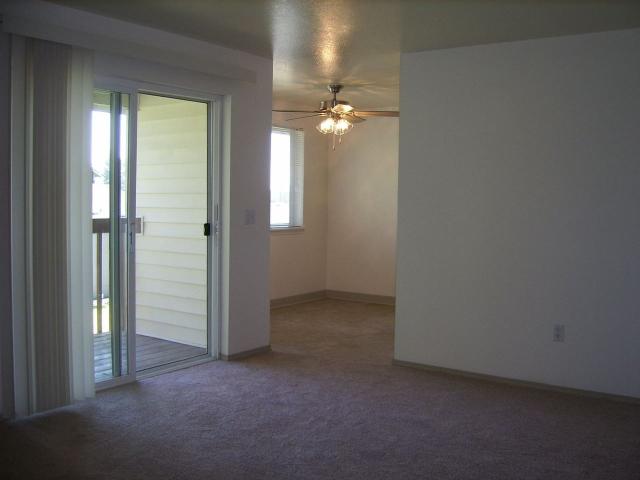 #291 KENSINGTON SQUARE 2 Bedroom Apartment for Rent at 1175 Pine Meadow Dr Se, Albany, OR 97322