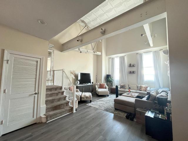 291 King Street